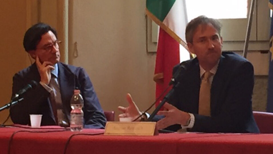 Prof. Reinisch als Gastprofessor in Bologna